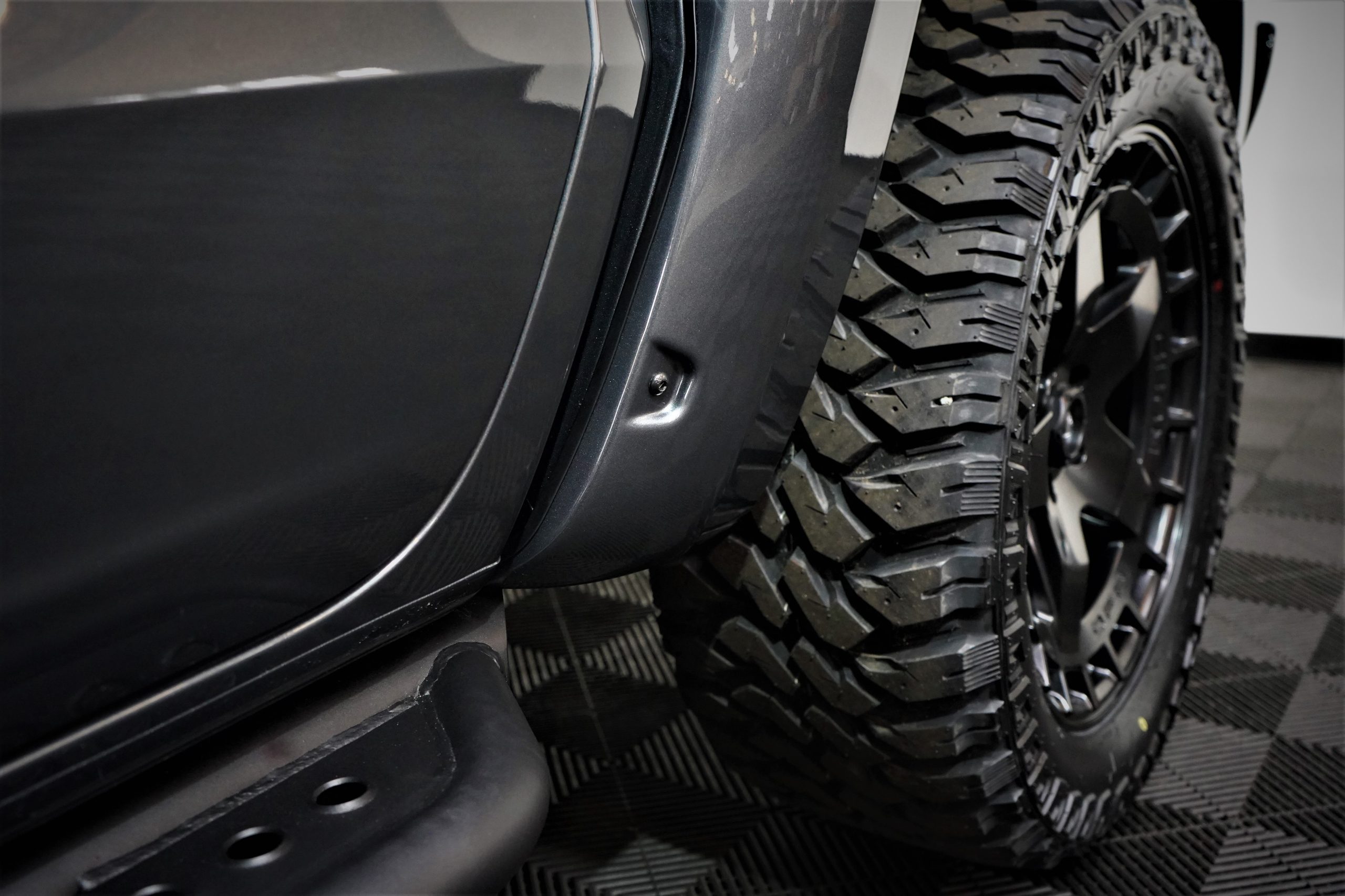 VEA Automotive Volkswagen Amarok 'Rugged' Side Steps - VEA Automotive