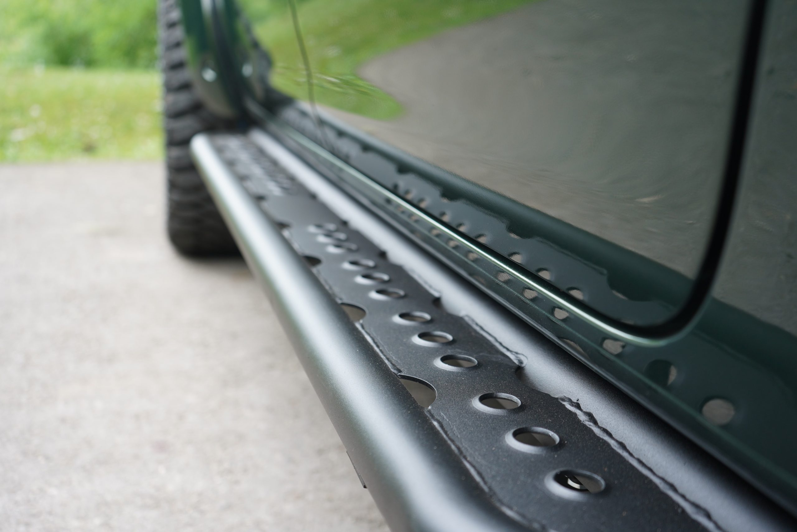 VEA Automotive Volkswagen Amarok 'Rugged' Side Steps - VEA Automotive